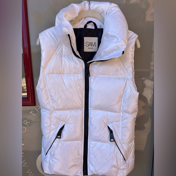 SAM. | Jackets & Coats | Sam Black And White Puffer Vest | Poshmark